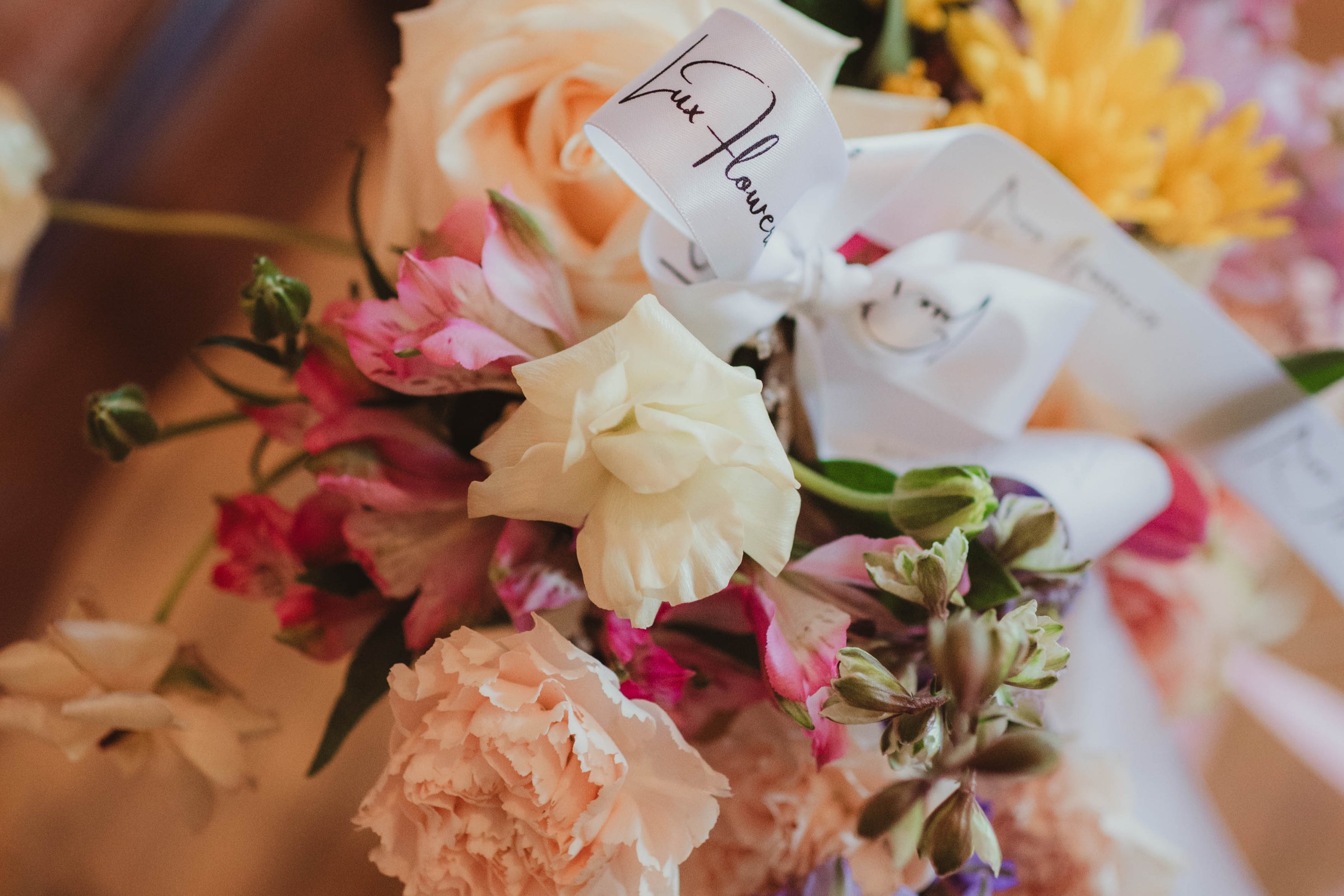 Flowers Green Bay Wi – Lux Flowers Co.